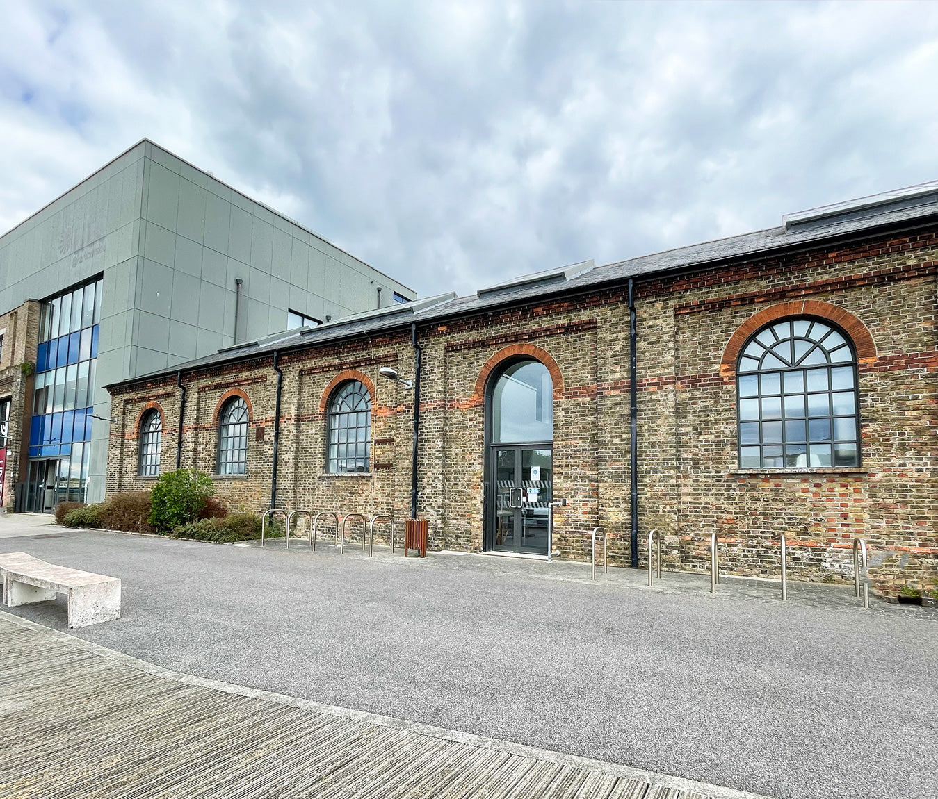 Mamoosh Bakery | Shop | Artisan Pitta Bread for UK delivery